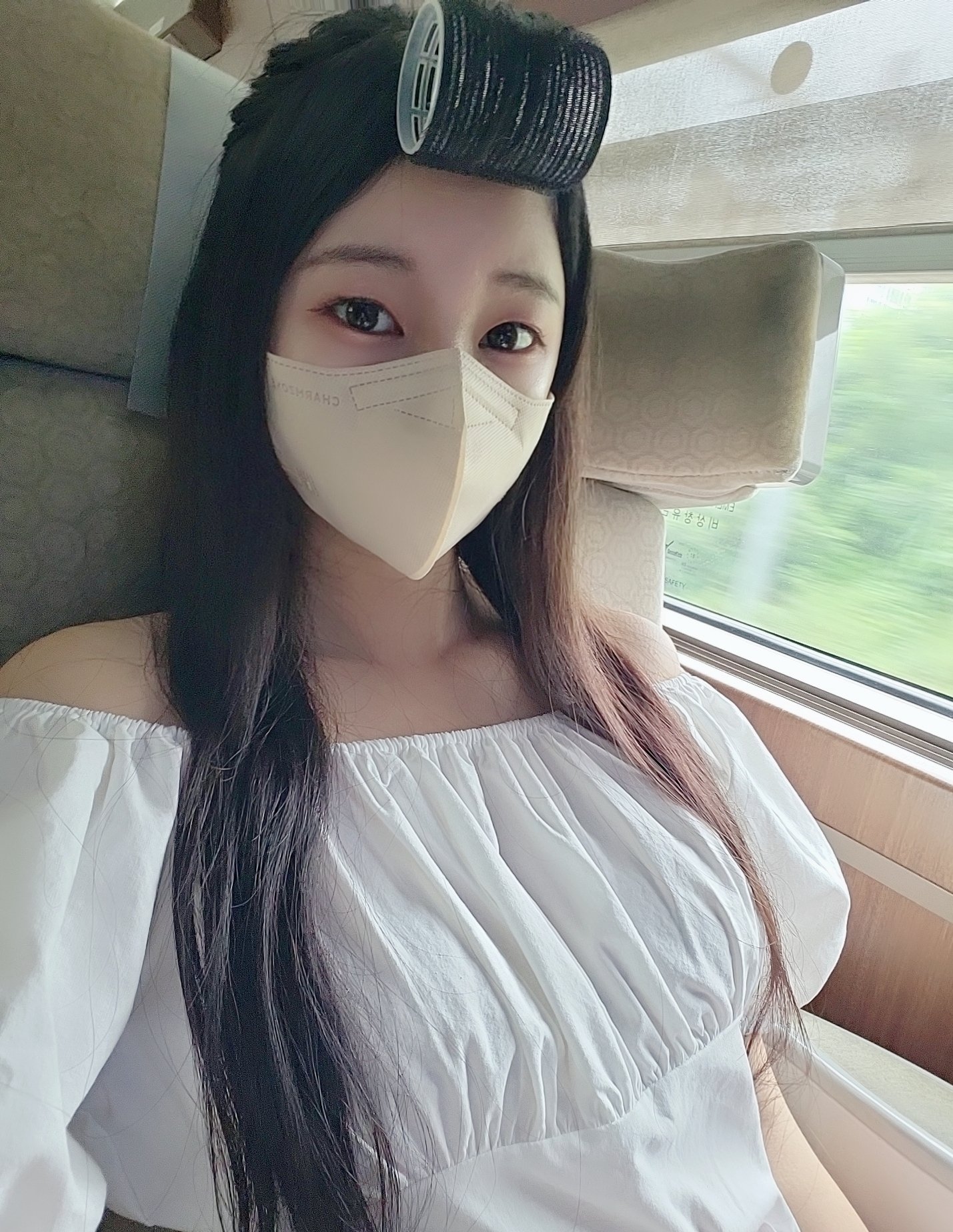 봄나리⁎ ᵕᴗᵕ ⁎/Spring Nari🌸 on Twitter: "친구랑 기차가 반 나뉜줄 모르고 따로따로 예매해서 도착해서 만나야되는..😂😂😂 놀러갑니돵~\( ˆoˆ ...