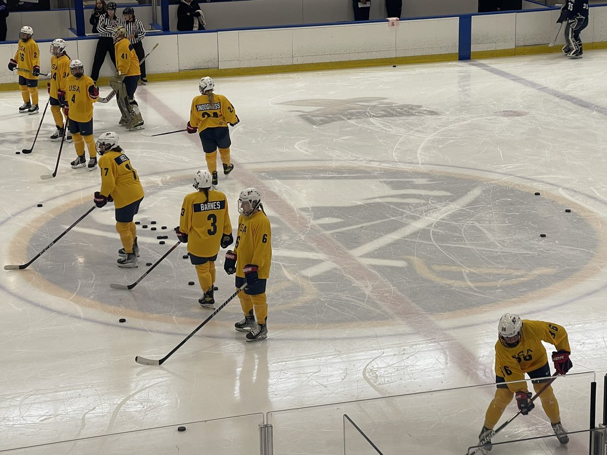 Next up is Gold vs. Blue. Aerin Frankel, Amanda Kessel, Taylor Heise vs ...