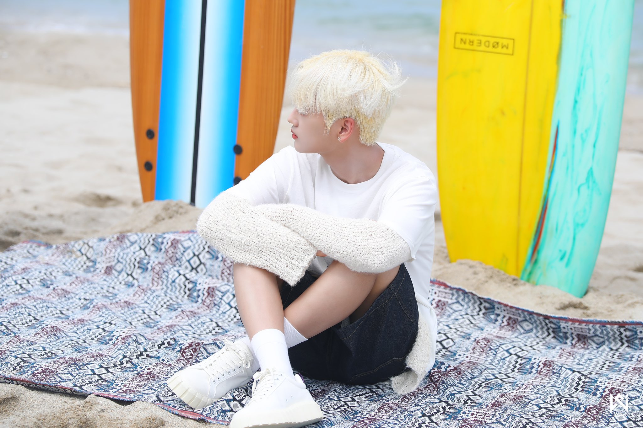 위아이(WEi)_OFFICIAL on Twitter: "WEi Japan 1st Mini Album 『Youth』 'Maldives' Special Photo💙 #위아이 ...