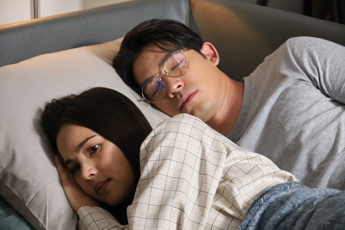 Ch3Thailand on Twitter: "🎬 #คือเธอep8 การปรากฏตัวของ คาร์ล รามาน ทำทุกคนหวาดระแวง 🔗 https ...