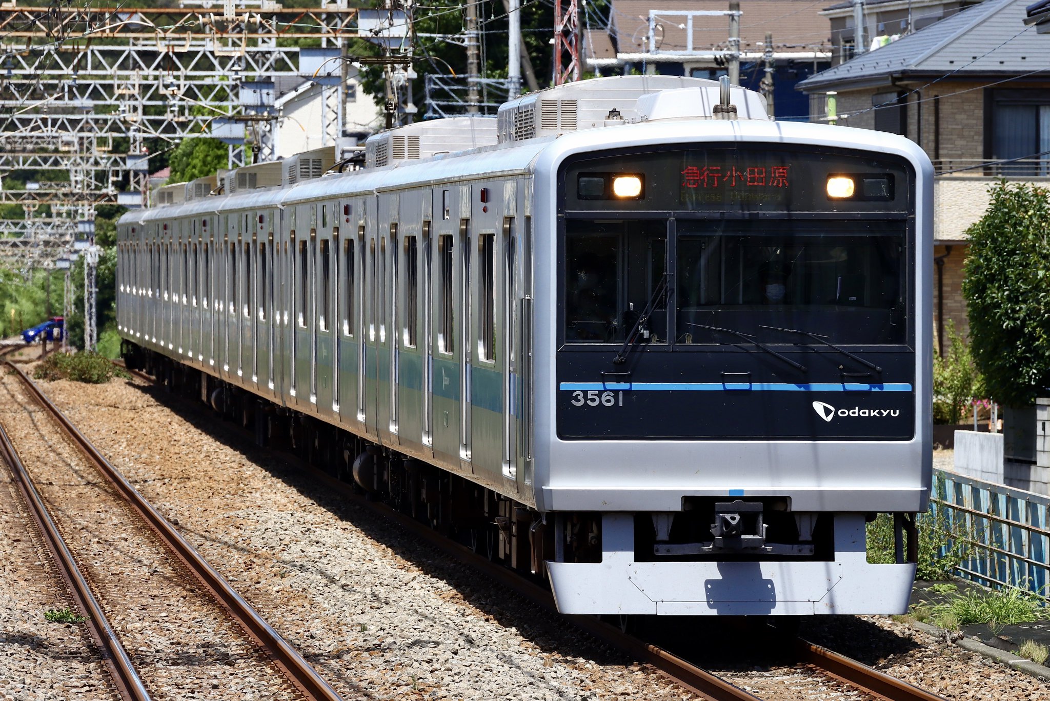 ワタシダ【Odapediaの中の人】 on Twitter: "今日は3000形の初期車のうち、3色LEDの編成が多く6両急行で走っていました。 撮りやすくて良きですね。。。 https ...