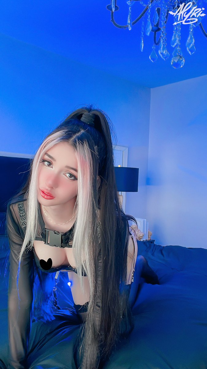 Hi twitter Alyri @alyri_tv