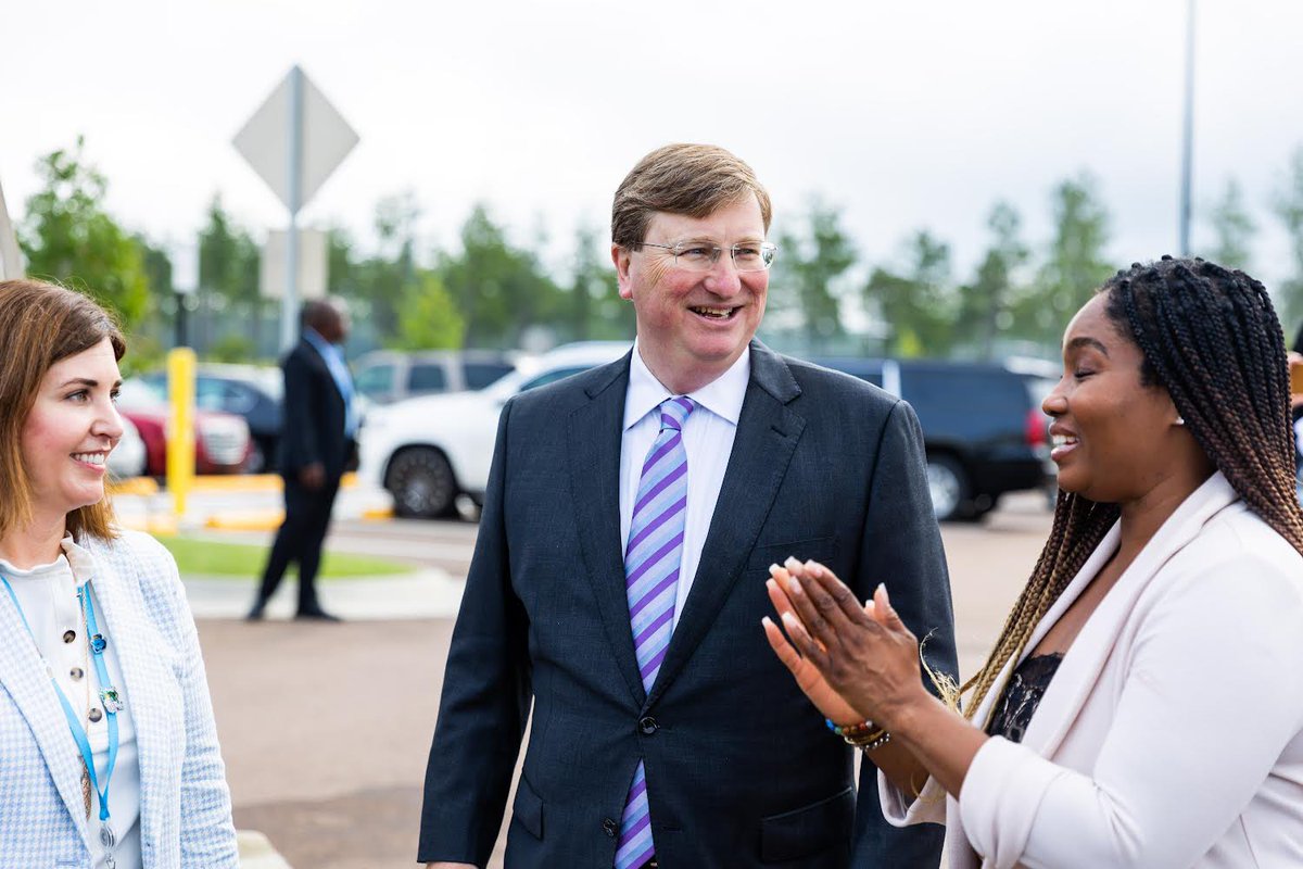 Mississippi Governor Tate Reeves - Office of Governor Tate Reeves