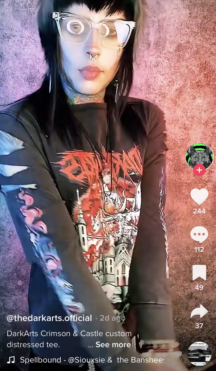 Chibi Dahvie Vanity