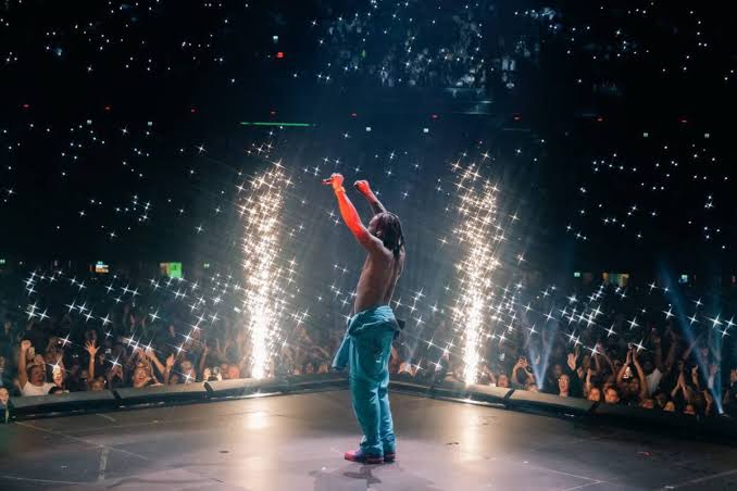 Burna Boy has sold out 21,000 capacity State Farm Arena in USA, 20,789 ...