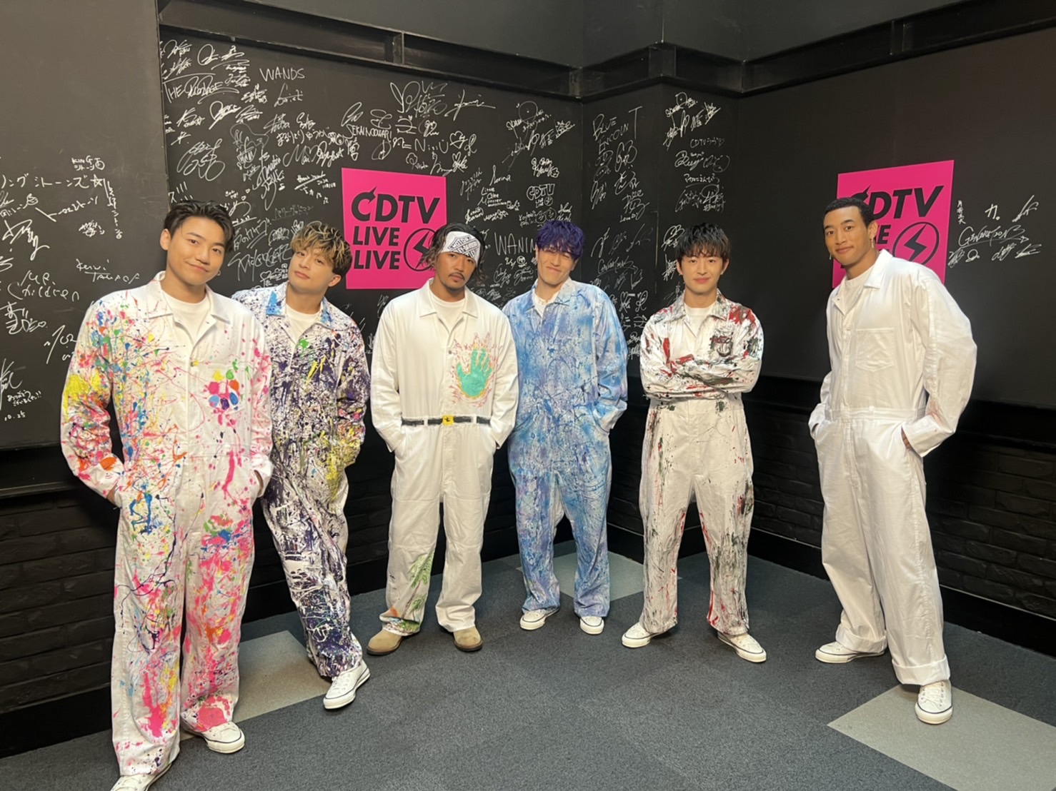 CDTV on Twitter: "#CDTVライブライブ 今夜も激アツLIVEをお届け♪ 本番直前ショットで実況中だよ📸 このあと #GENERATIONS が登場！ 最新曲「チカラノカギリ ...