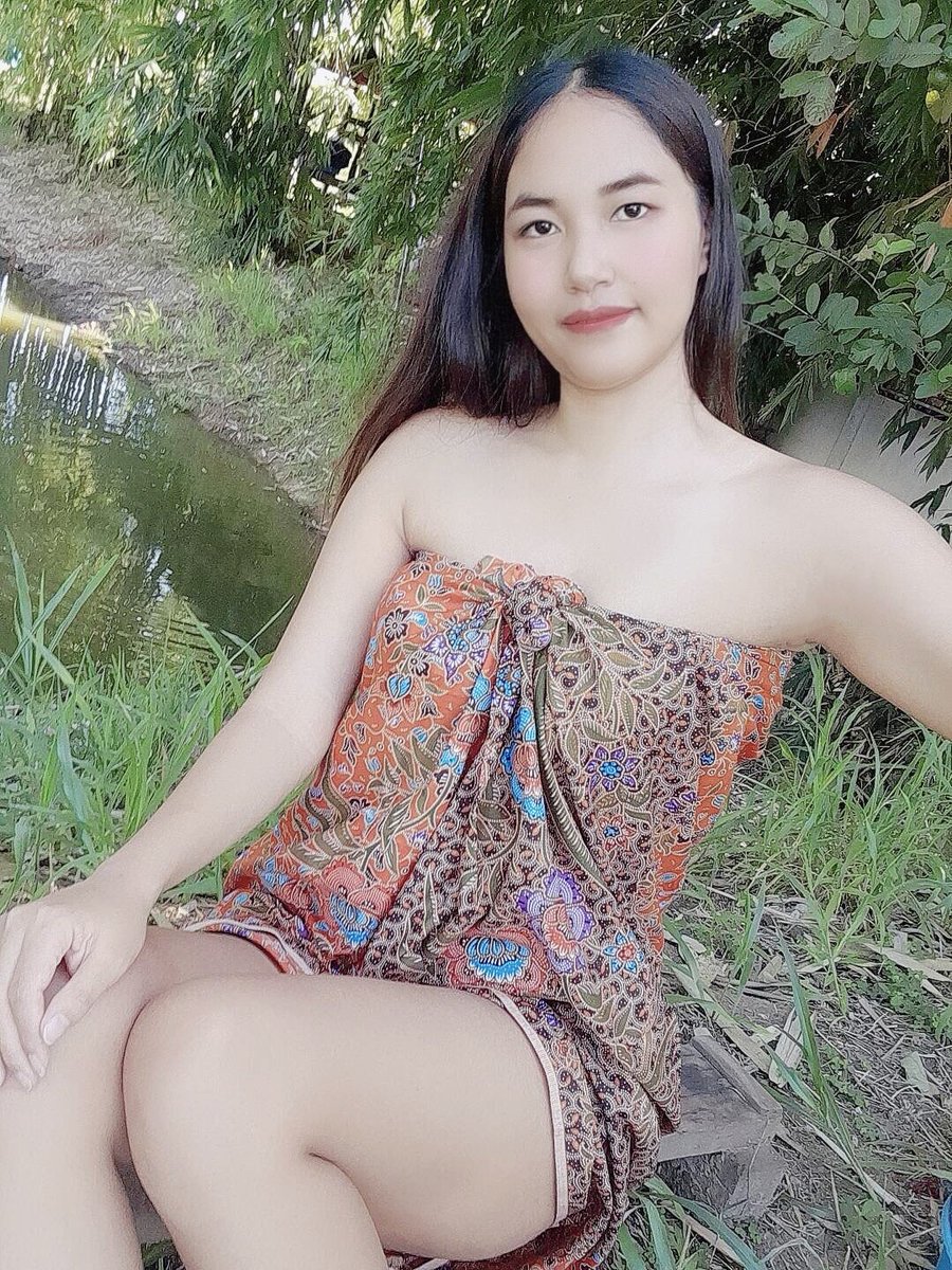 สาวบ้านๆ บ้านใด๋กะได้ ไปอยู่บ้านอ้ายก็ดี #สาวบ้านนาขี้เหงา #สาวบ้านนาขี้เหงา saytip singbut ...