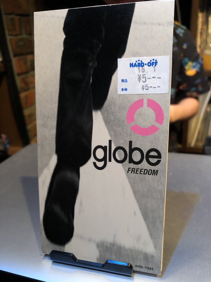 ディスク百合おん on Twitter: "8cmCDに投げ売り5円の時代があった事を忘れてはいけない https://t.co/8RpBiuMECM" / Twitter