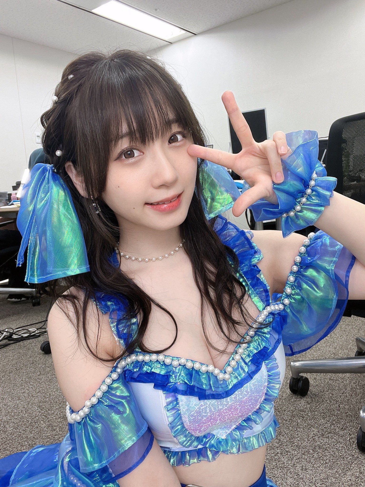 伊織もえ on Twitter: "╭━━━━━━━━╮ 告知📢 ╰━v━━━━━━╯ 本日20:30より、PPE41の新曲MVを公開致します💎 エイプリルフール限定のグループがなんと2曲目を ...
