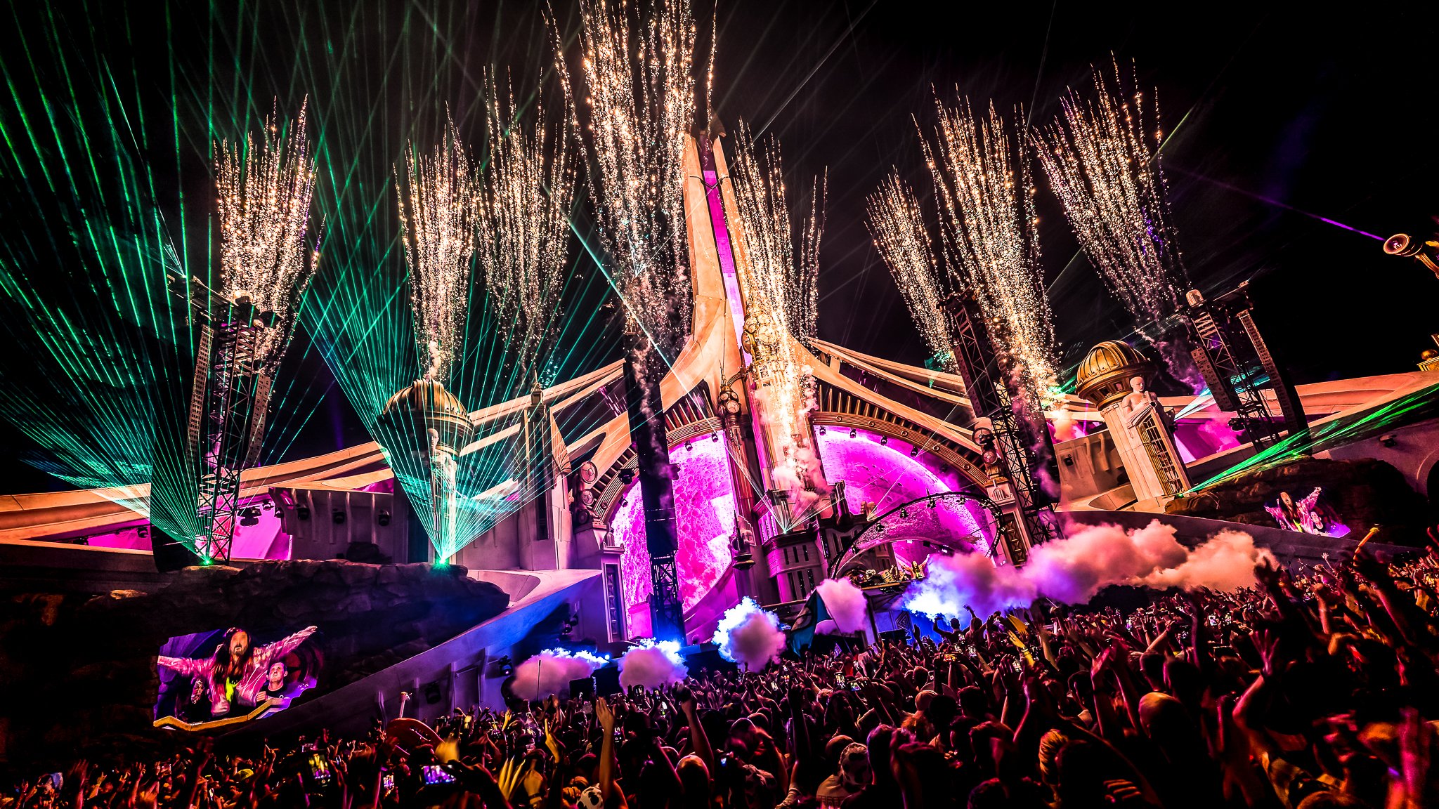 Tomorrowland 2022 At Night