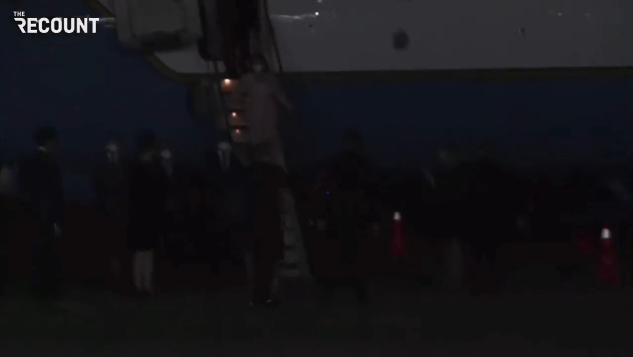 The Recount On Twitter House Speaker Nancy Pelosi Walks Off The Plane