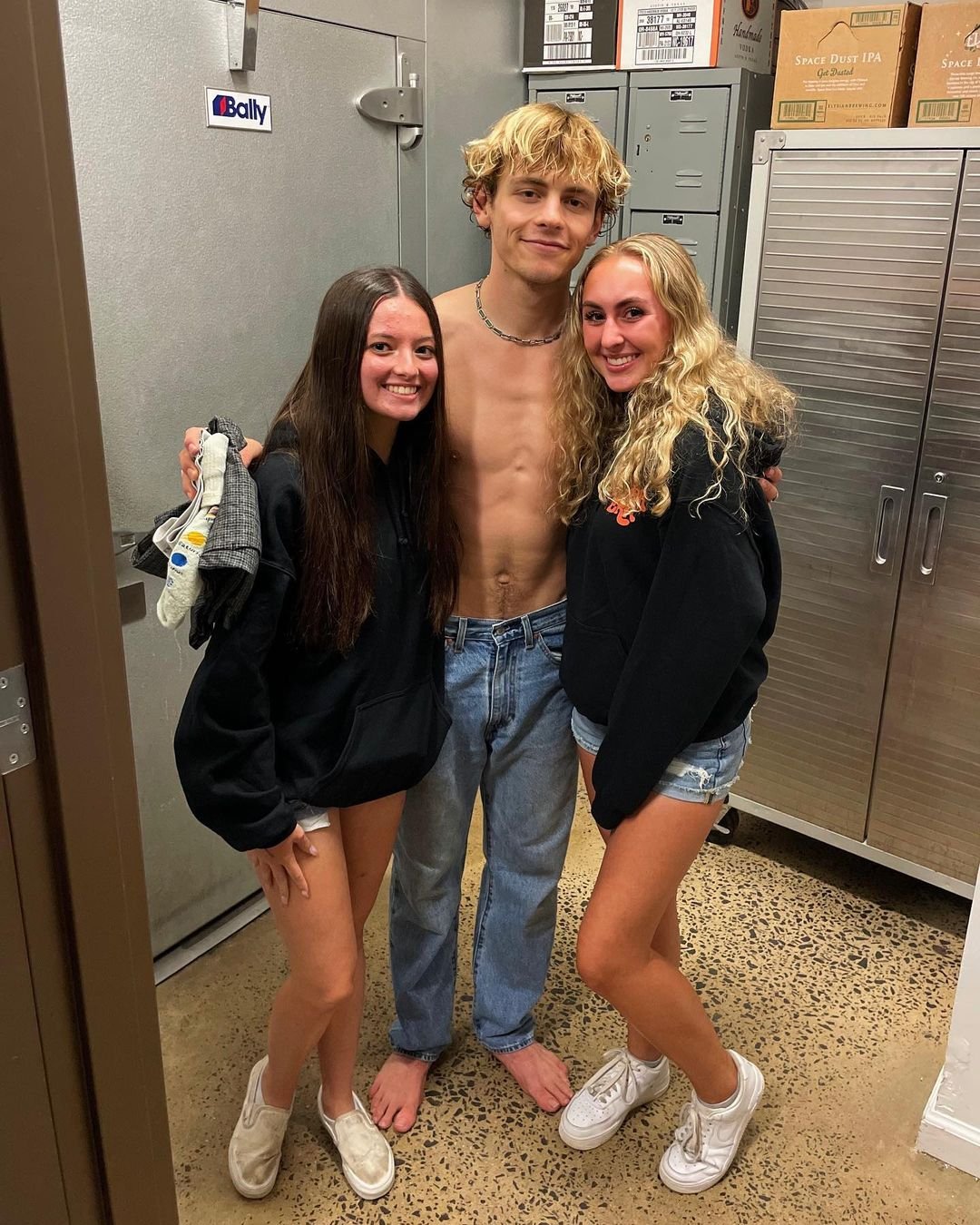 Ross Lynch And His Real Girlfriend 2022