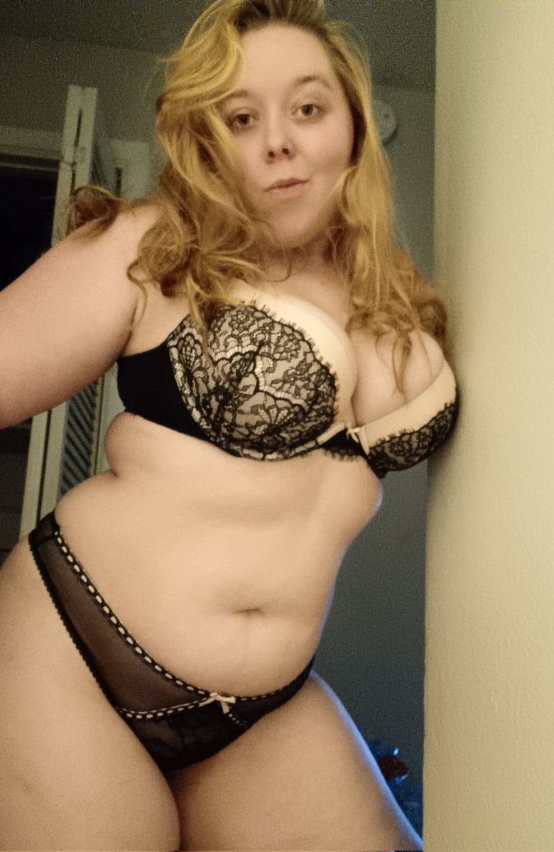 Girls Gone Wireless On Twitter Rt Milflila69 Girlsgowireless Can I