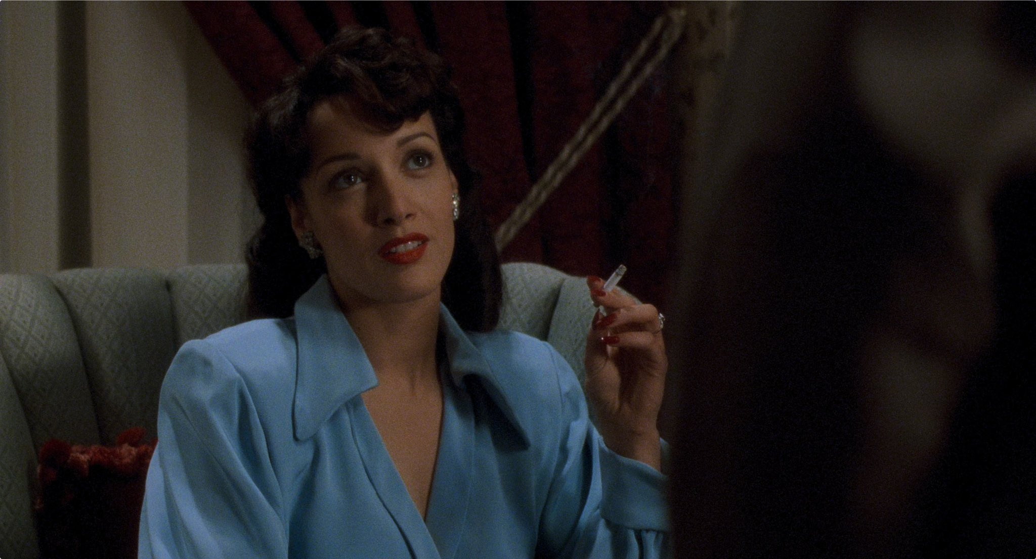 Devil In A Blue Dress Jennifer Beals