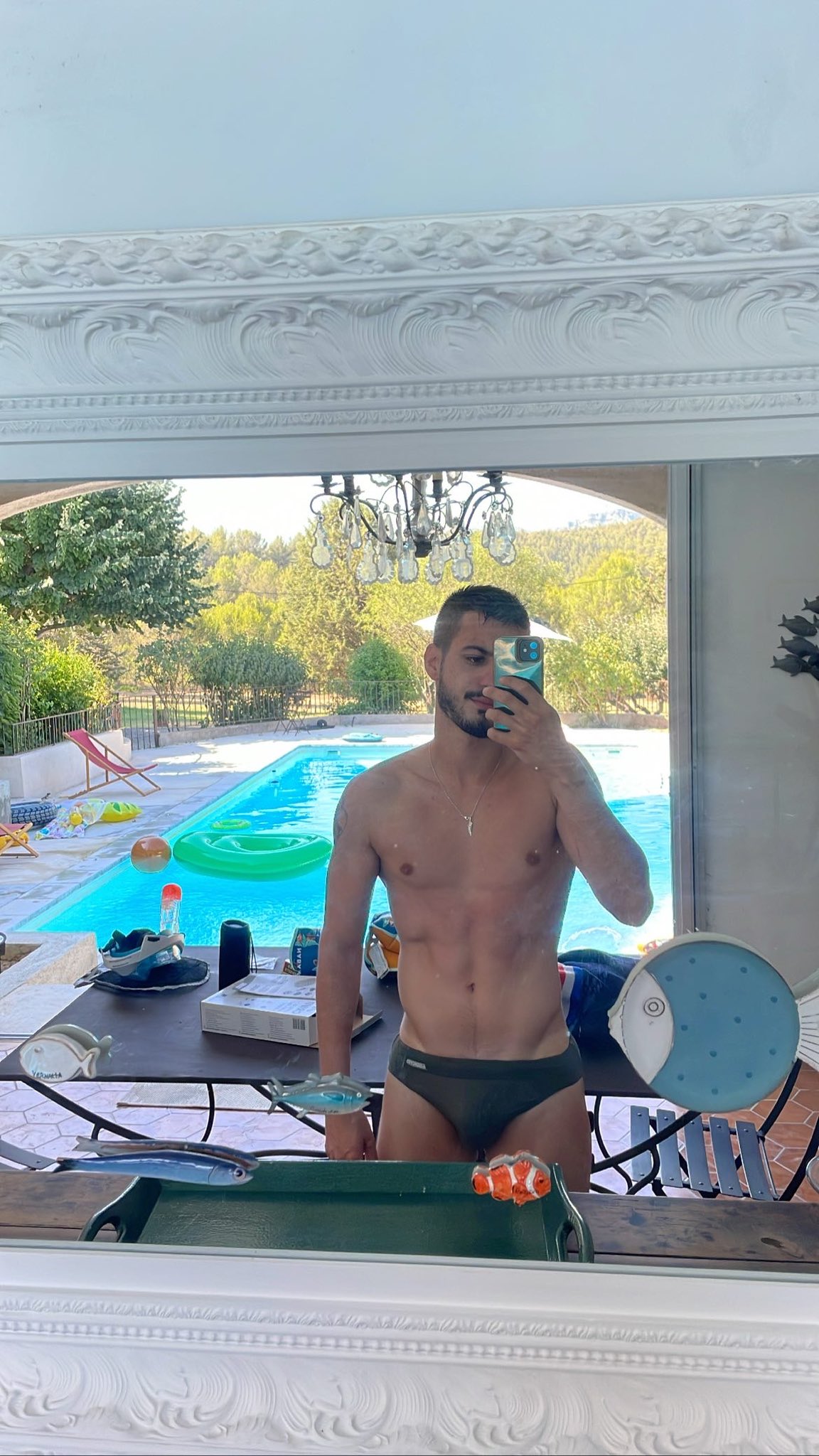 Sofiane on Twitter: "Quoi de neuf ? 💦🏊‍♂️ https://t.co/mU5Da49mKc" / Twitter