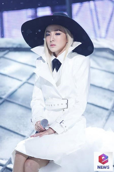 2ne1 Missing You Dara