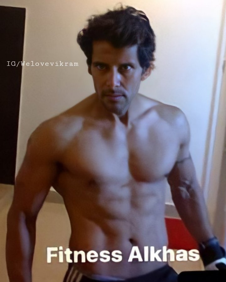 Vikram Six Pack Photos Rajkummar Rao Shows Off His Chiselled Bod,