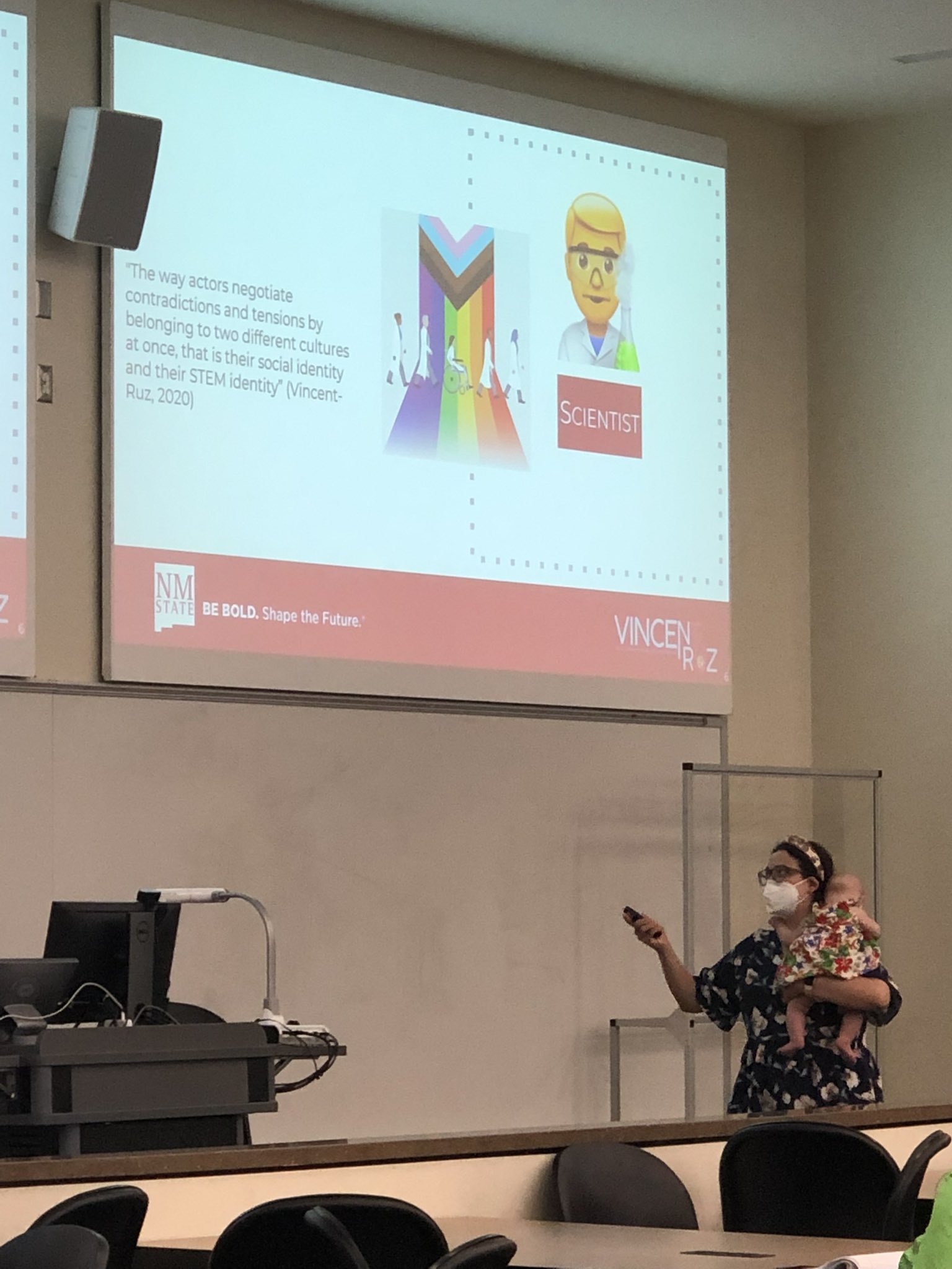 Vincent-Ruz Lab on Twitter: "This is what an Assistant Professor in Chemistry looks like # ...