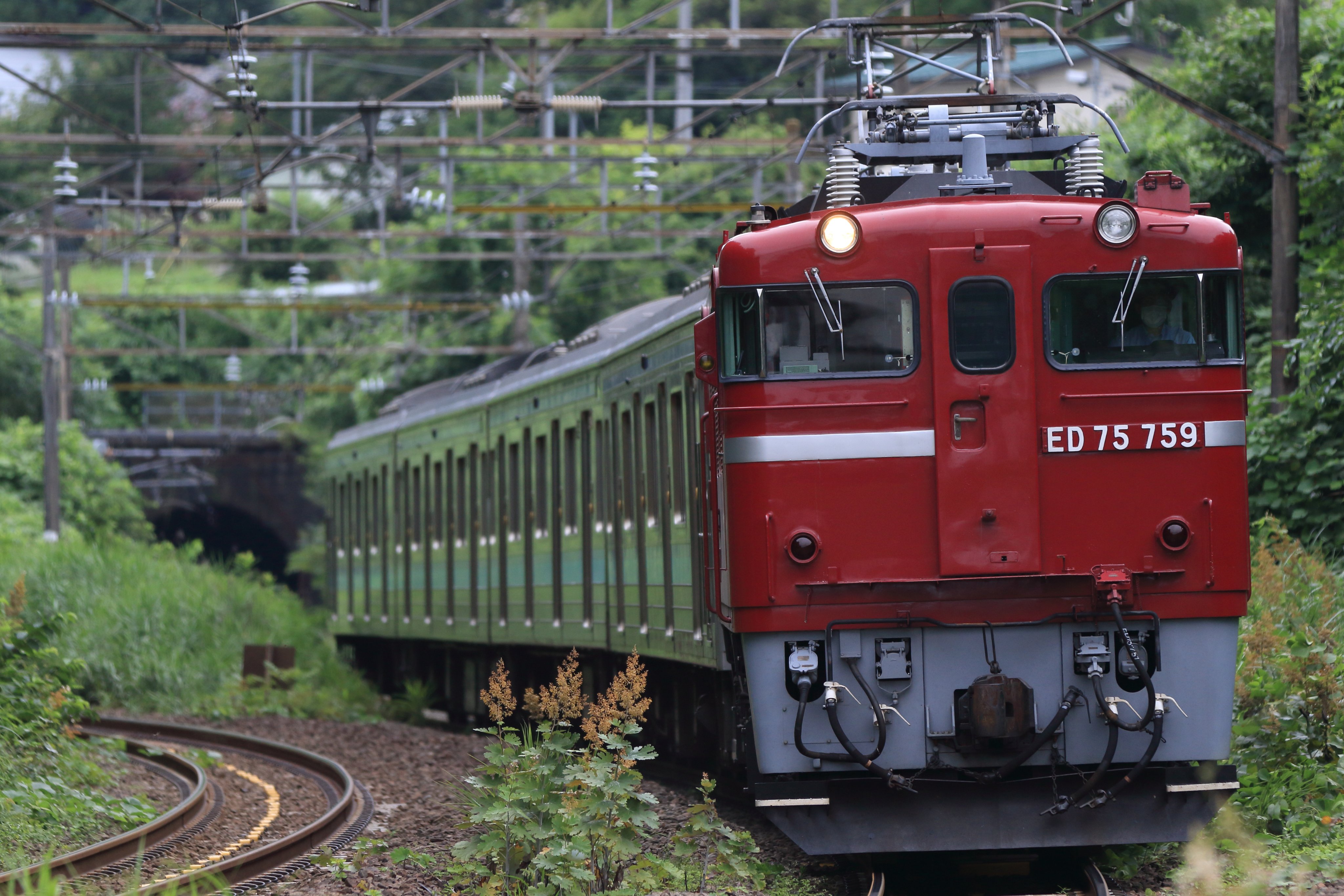 Hayasaka on Twitter: "2022/08/04 遅配9560レ 仙石線205系KY入場配給 ED75-759[仙]+205系センM16編成 福島県内大雨の影響で1日近く遅れて ...