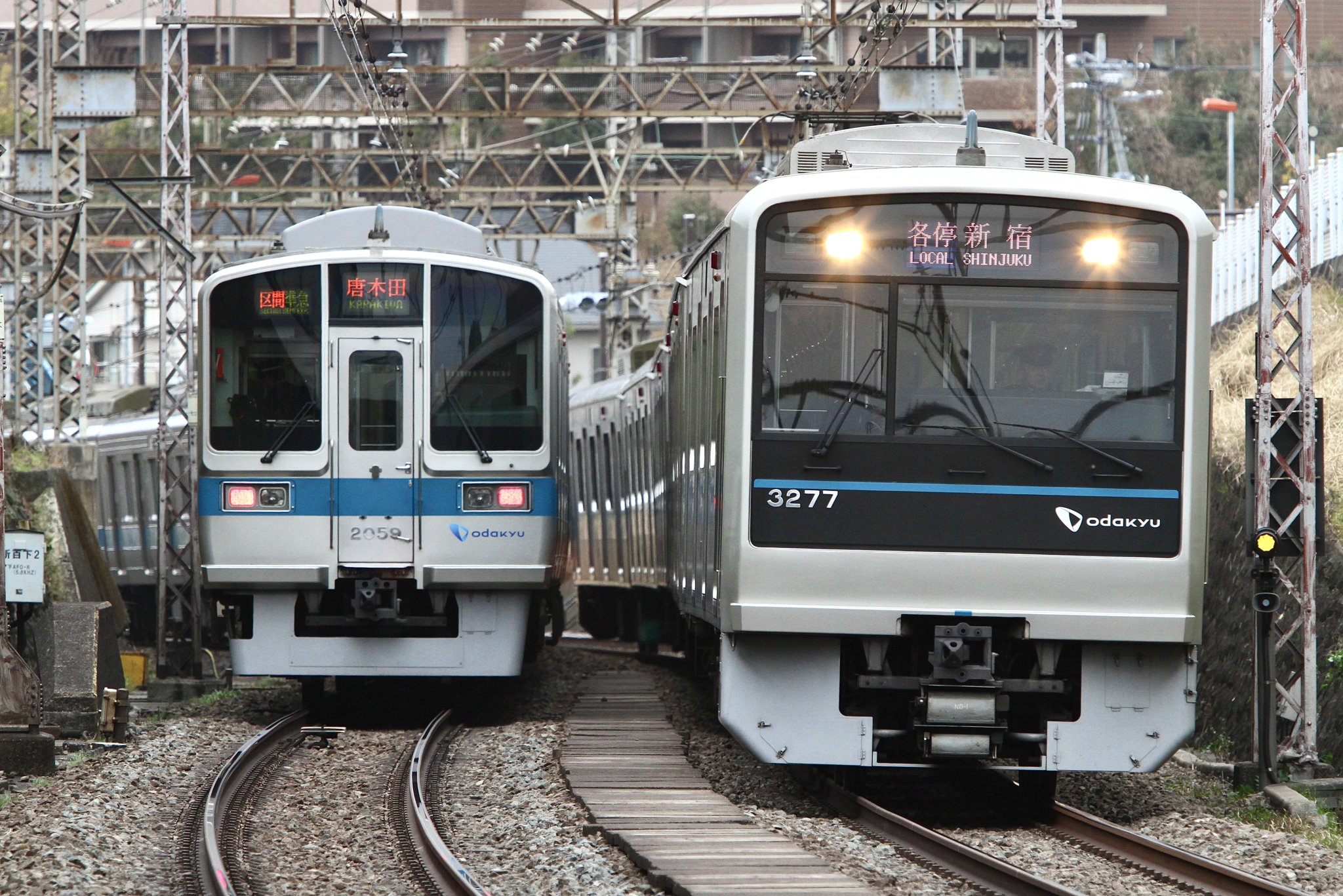 ワタシダ【Odapediaの中の人】 on Twitter: "車両は今も現役ですが、走り方は色々と変わりましたね。 どちらも今は見られなくなりました。 https://t.co ...