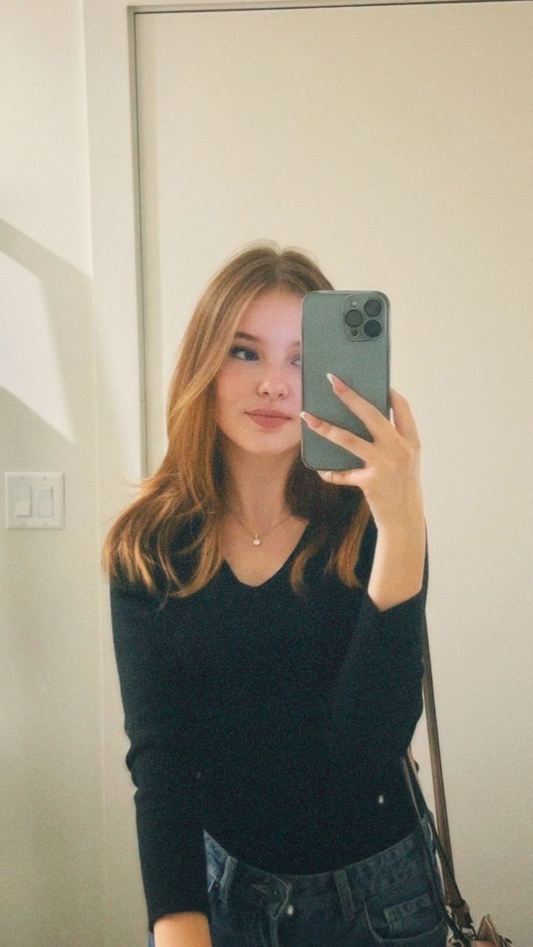 Daneliya Tuleshova Fan Club on Twitter: "A few from @realdaneliya from today...in AMERICA!! # ...