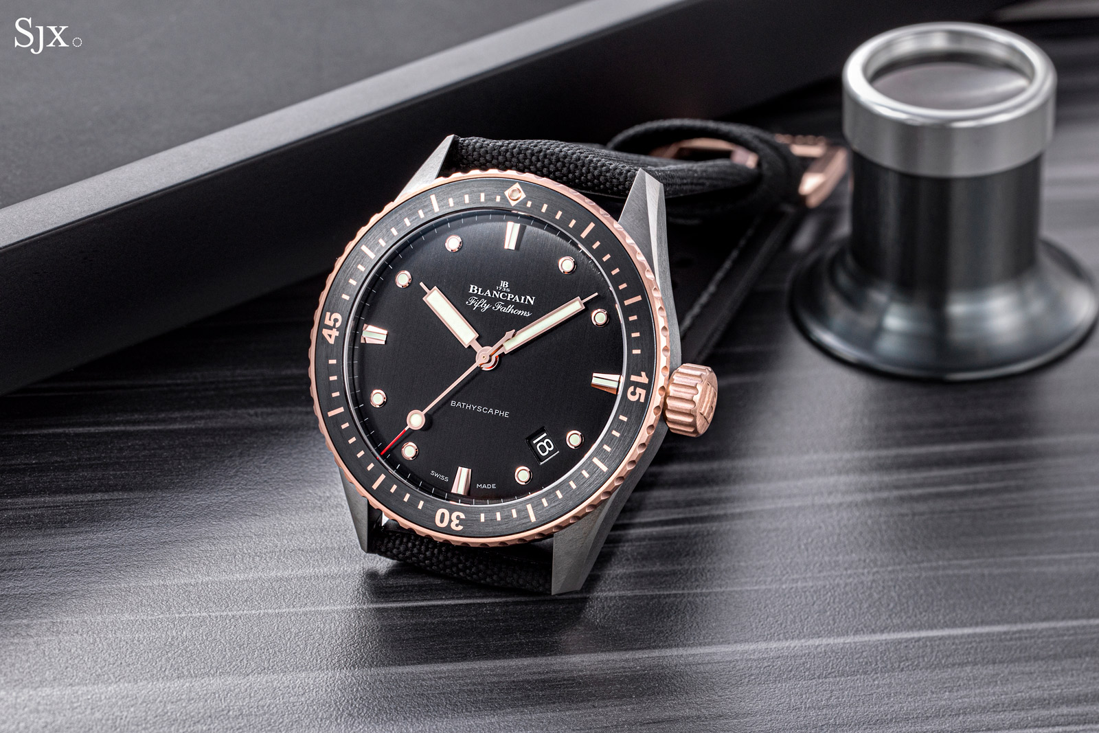 SJX Watches on Twitter: "The compact diver from Blancpain gets a two-tone treatment - but in ...