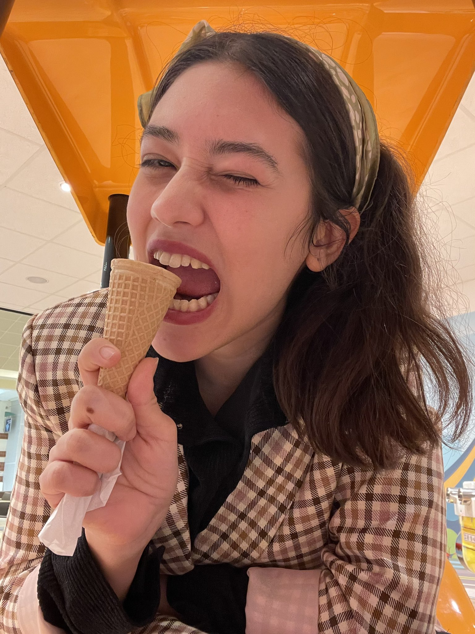 הדר מוכתר - Hadar Muchtar on Twitter: "כדור גלידה שקניתי ב 1€ אחד בגרמניה (3.5₪) בגולדה, כדור ...