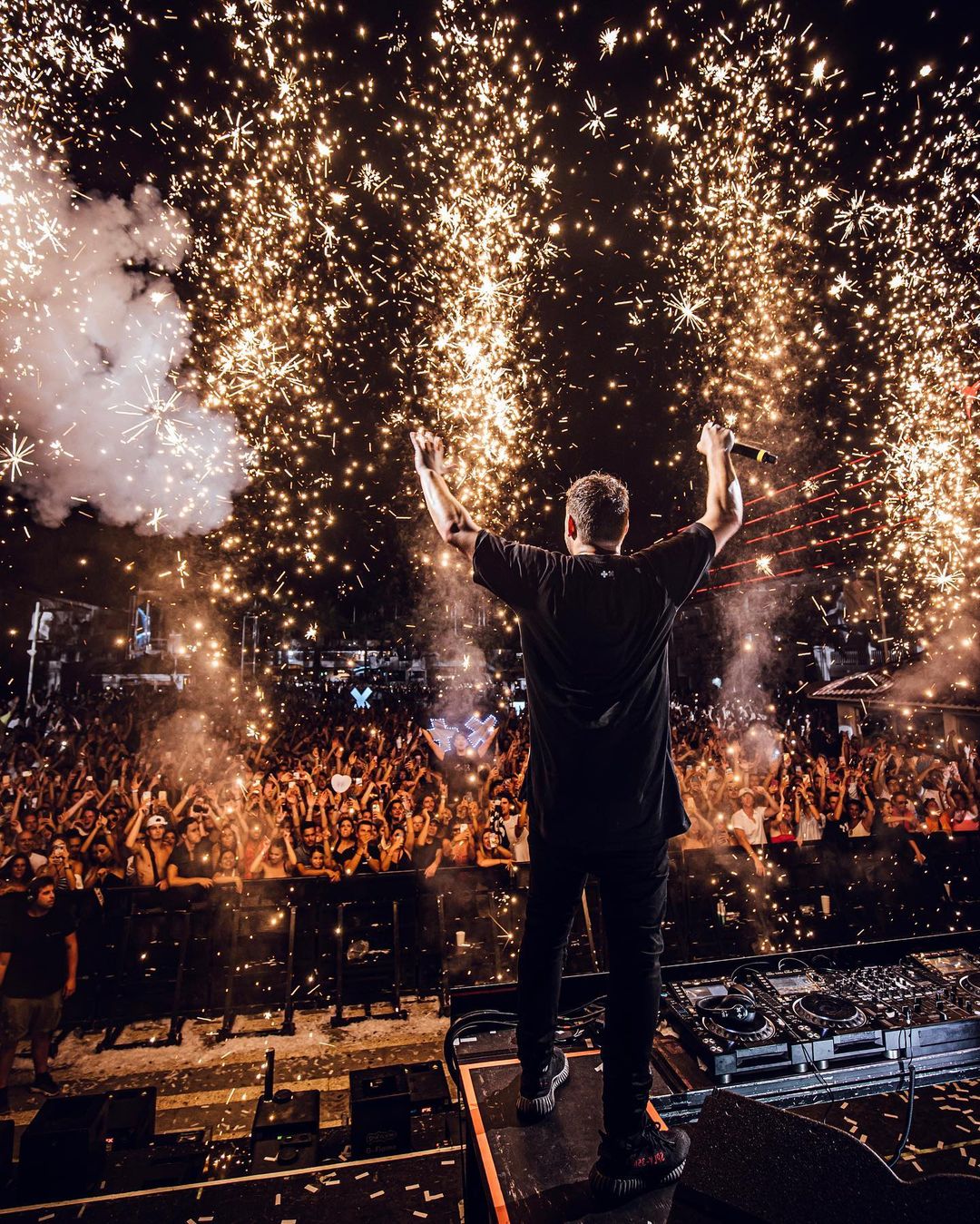 Martin Garrix Concert Wallpaper