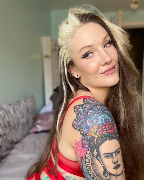 TW Pornstars - Allysin Kay. The most liked pictures and videos from Twitter for all time. Page 2