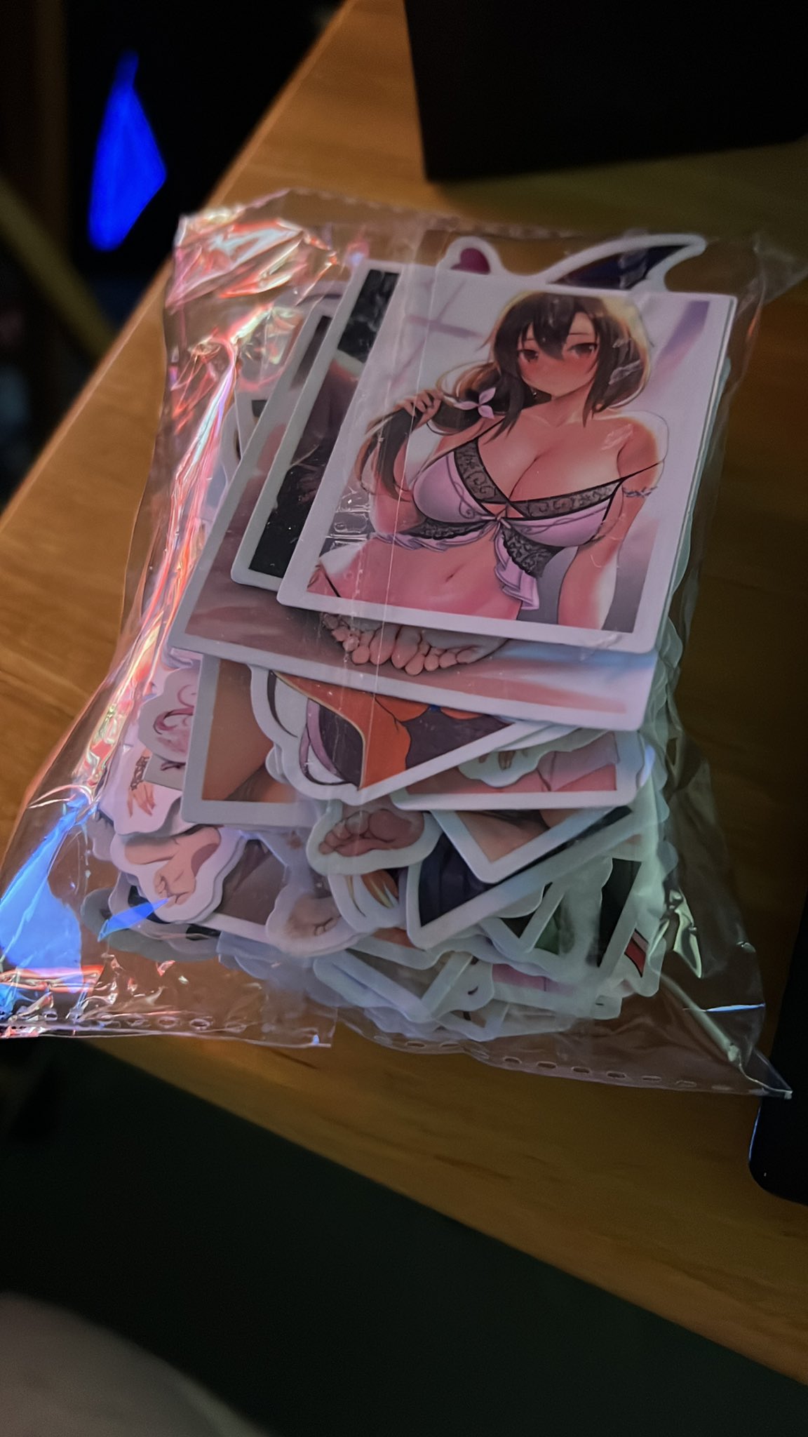 Isabella Electrum - Hentai Cam Girl (O.F. TOP 35%) on Twitter: "@PoisonIvyVT Mine are all lewd ...