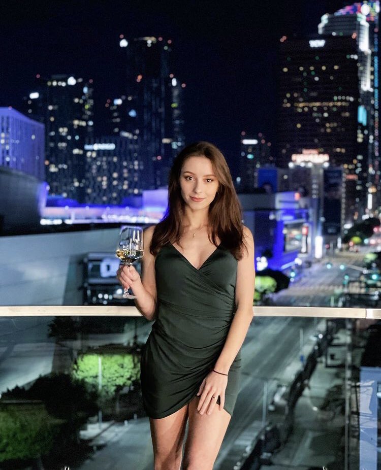 Emily on Twitter: "On weekends, I will turn my life back to my favorite channel. https://t.co ...