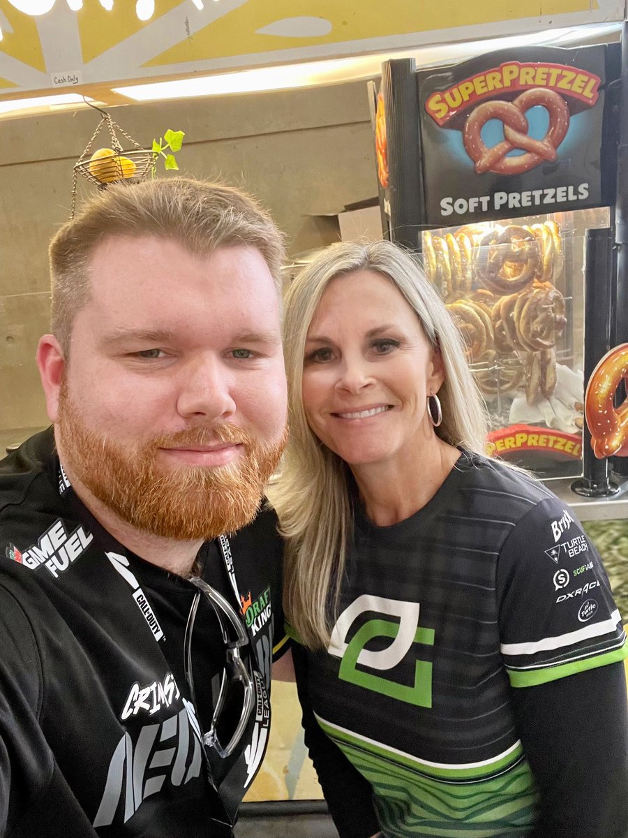 Seth Abner Girlfriend