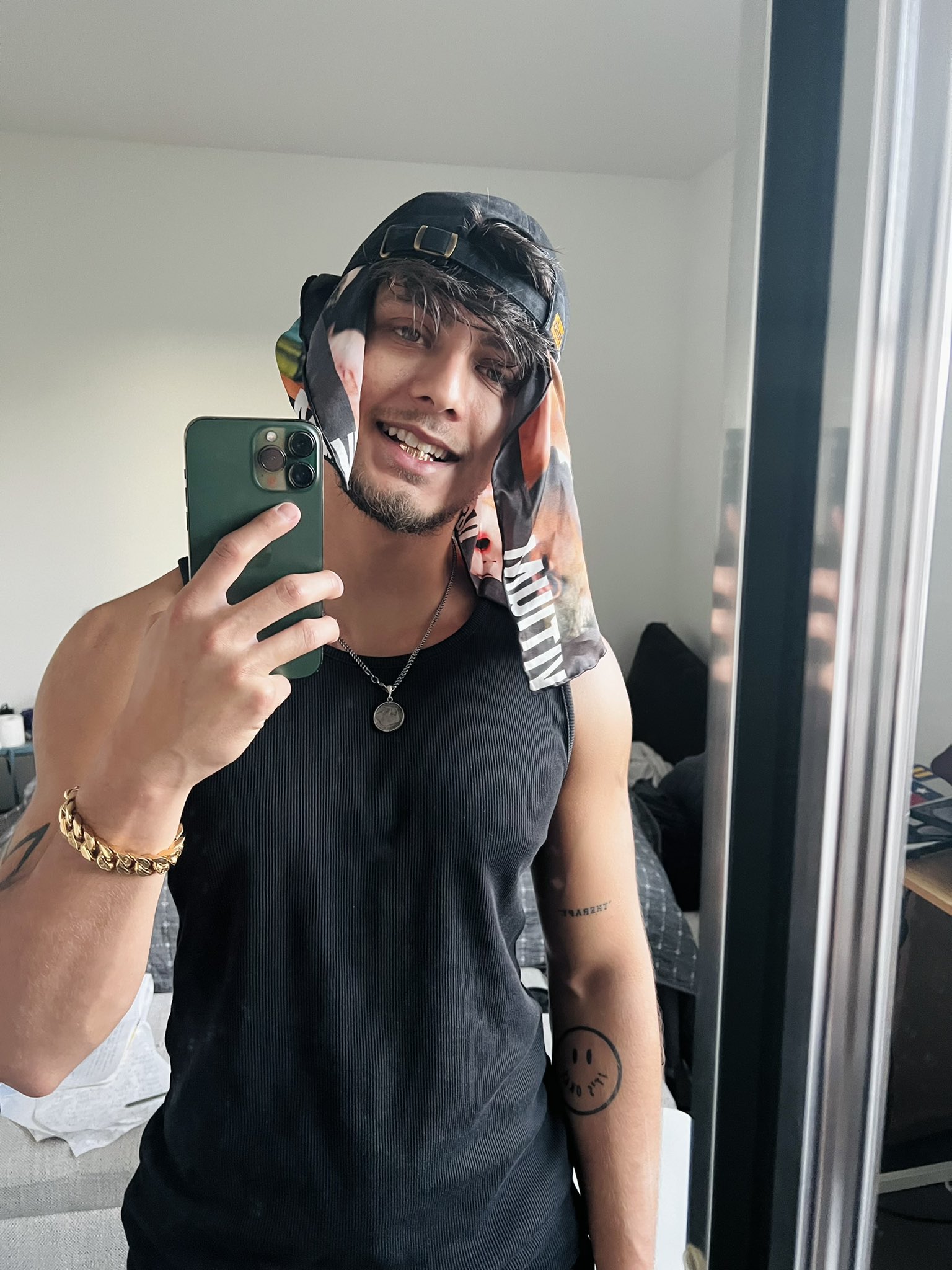 TW Pornstars - 3 pic. Angel Rivera. Twitter. Smile 😊. 2:37 AM - 7 Aug 2022