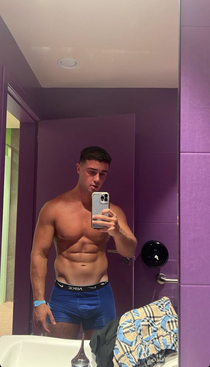 Sixam on Twitter: "RT @gayscouse32: