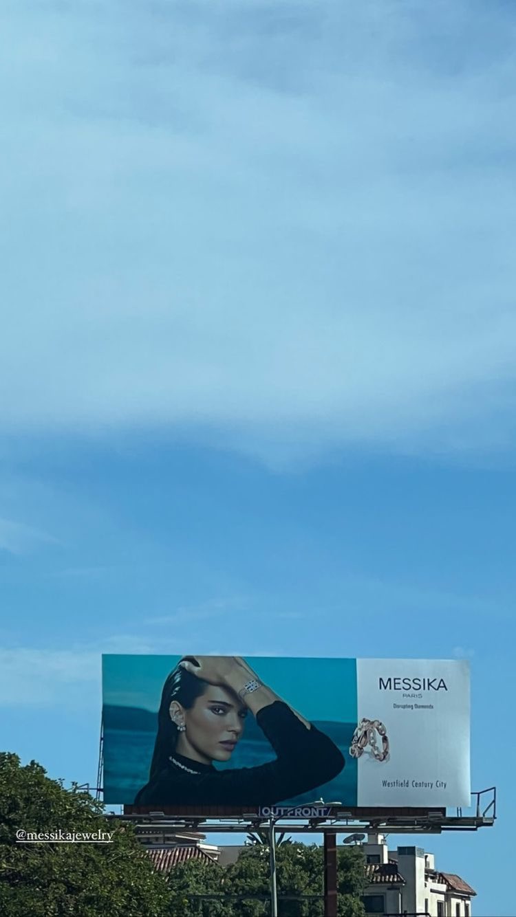 Kendall Jenner Access on Twitter: "E foto do rostinho, cadê? Kendall Jenner via Instagram Story ...