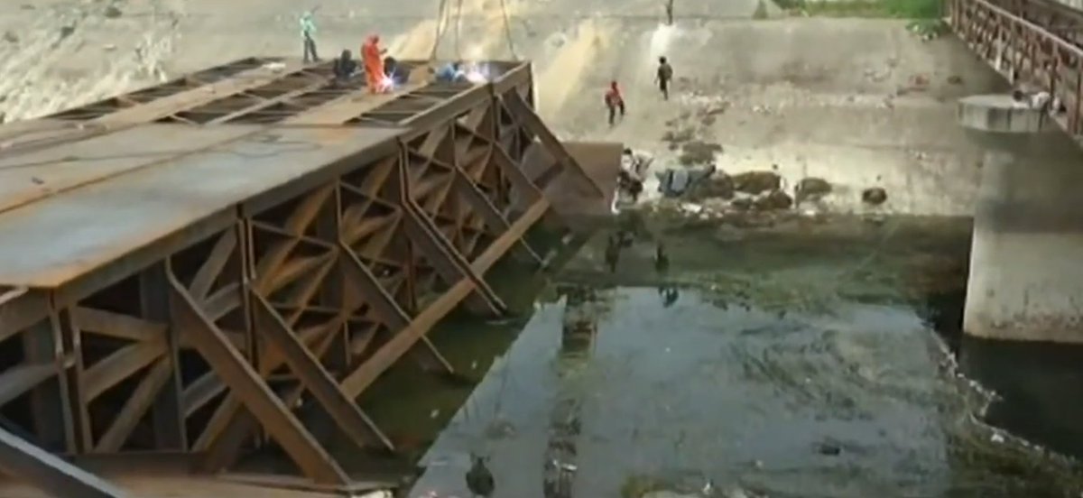 Rs. 4 crore folding bridge under construction at Narmada Canal for ...