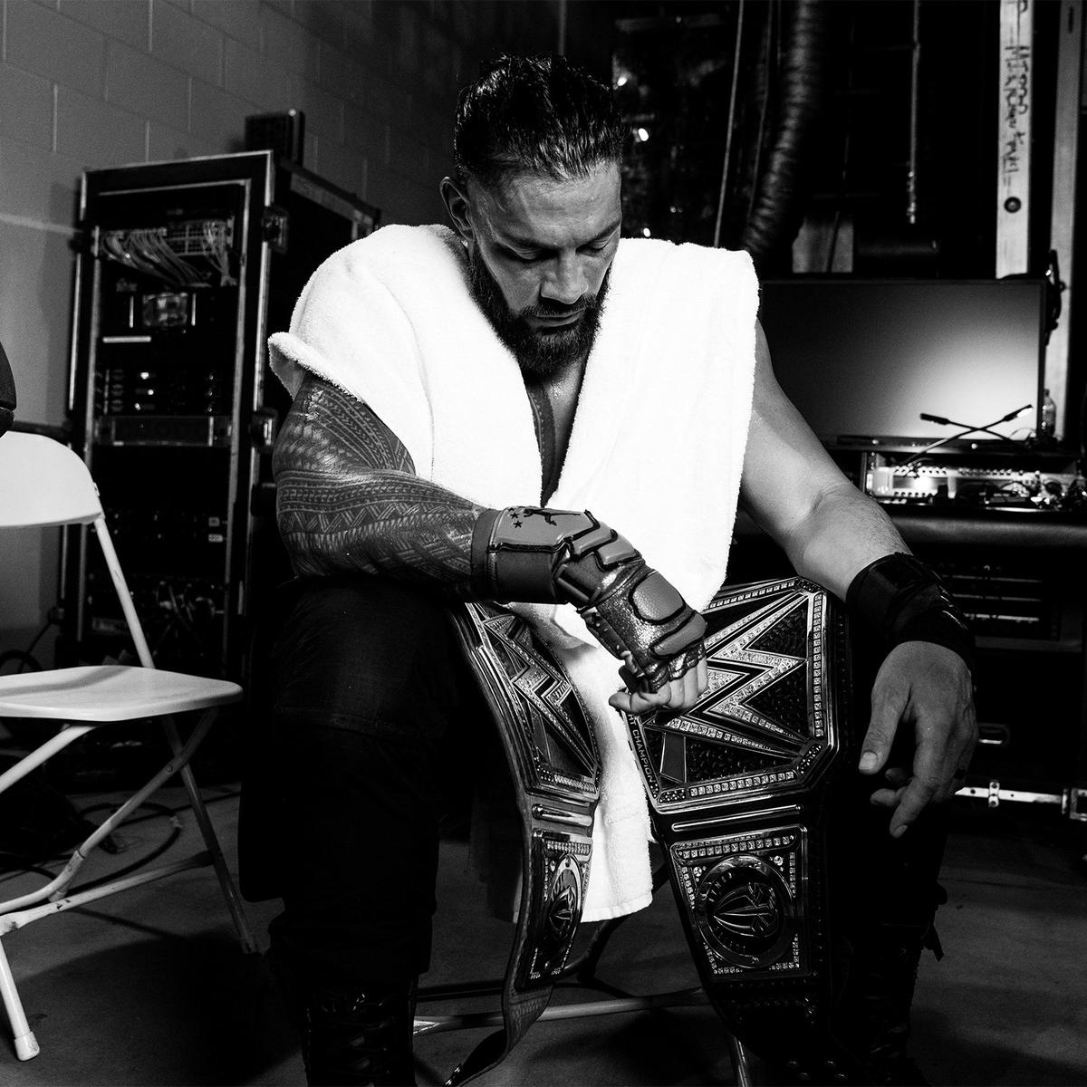 Roman Reigns Twitter