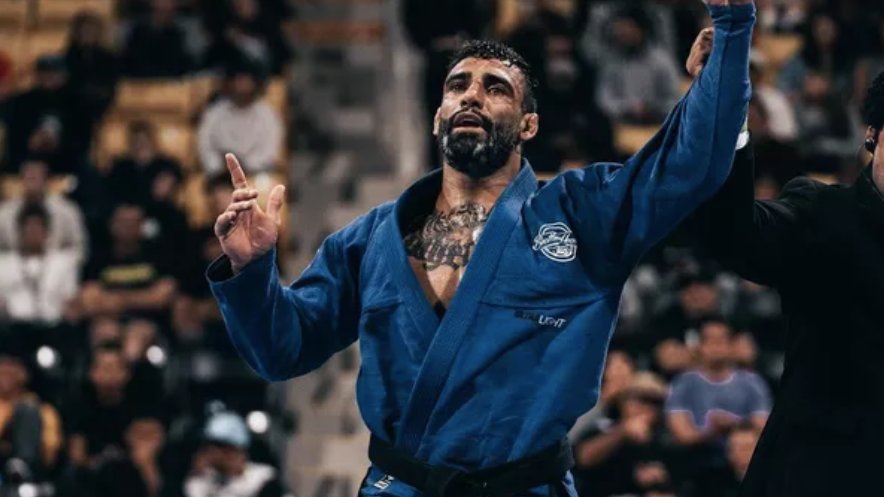 Instituto Fogo Cruzado On Twitter O Lutador Leandro Lo 33 Anos Foi