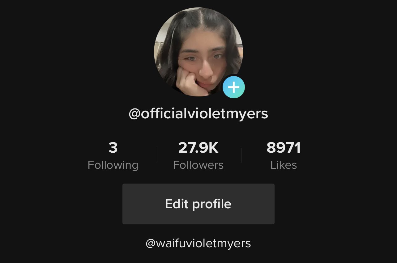 Tw Pornstars Violet Myers Twitter Im Back 🤫 8 34 Pm 8 Aug 2022