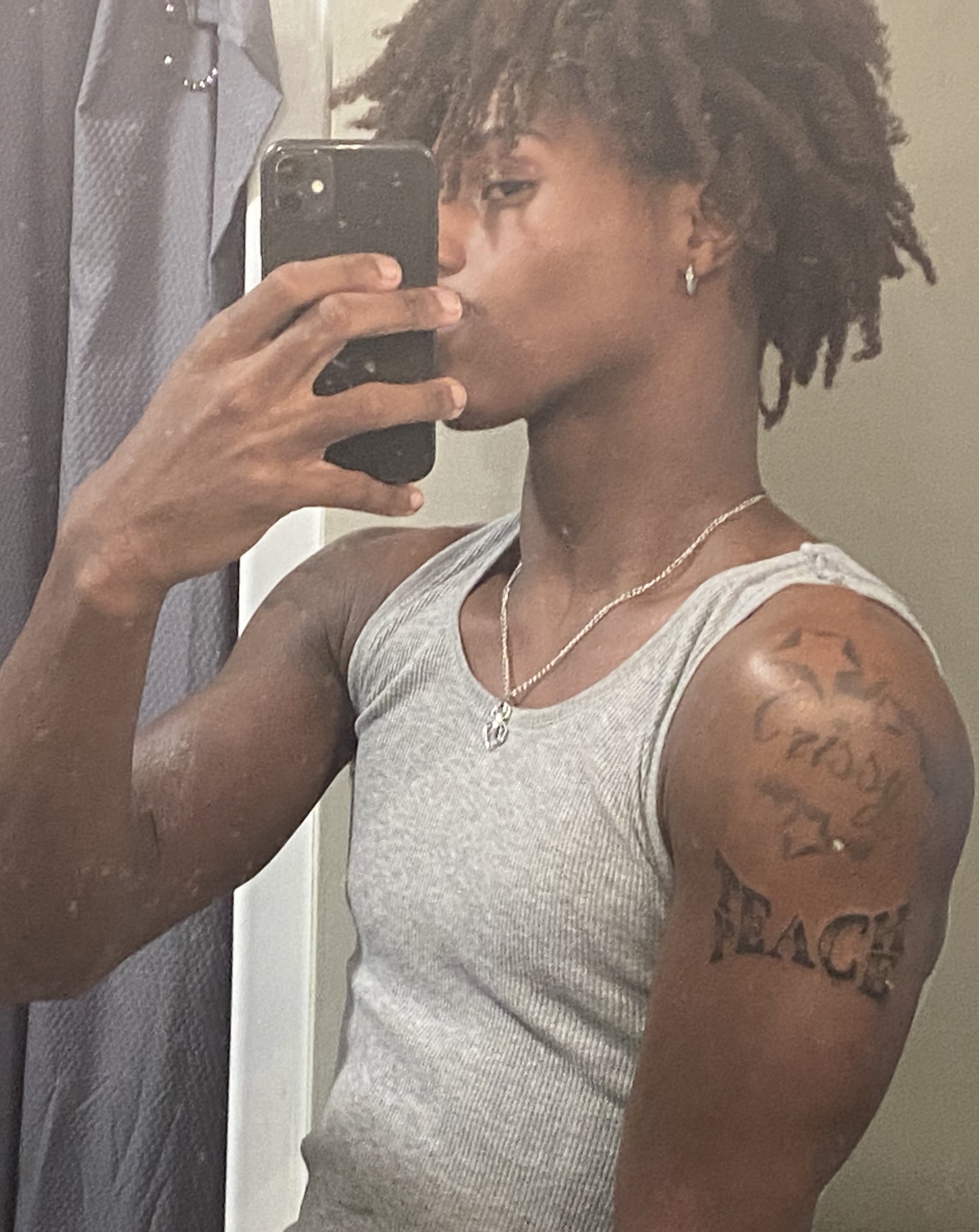 “ᴀ ʏᴏᴜɴɢ ʟᴇɢᴇɴᴅ” . on Twitter: "stop stressin , go get tatted . https://t.co/1hyQIm7706" / Twitter