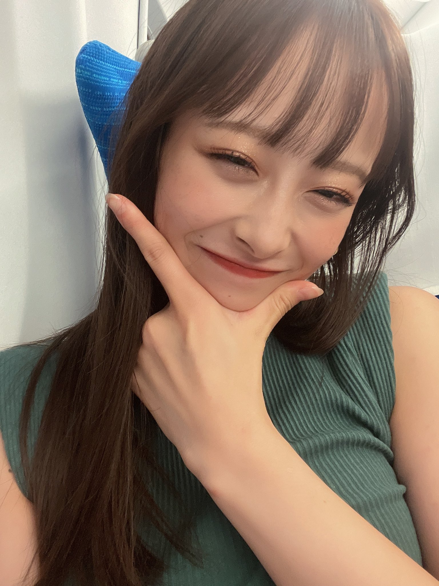 相沢菜月(19)👒ミスFLASH2023 on Twitter: "お仕事が落ち着いたので今日から配信が再開出来ます！ぴーす みんなみたいに毎日配信が出来なくて 凄く悔しいです。 でも、できる ...