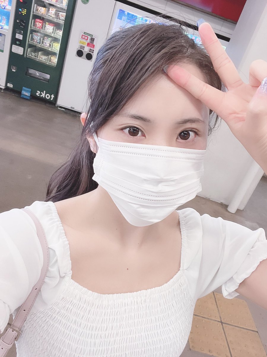 Ringsel - 私は日本人ではありません on Twitter: "RT @ohshiri2ki: お歌のお稽古いく！！ 今月15日ビキニナイトってゆーライブイベントあるので是非来て ...