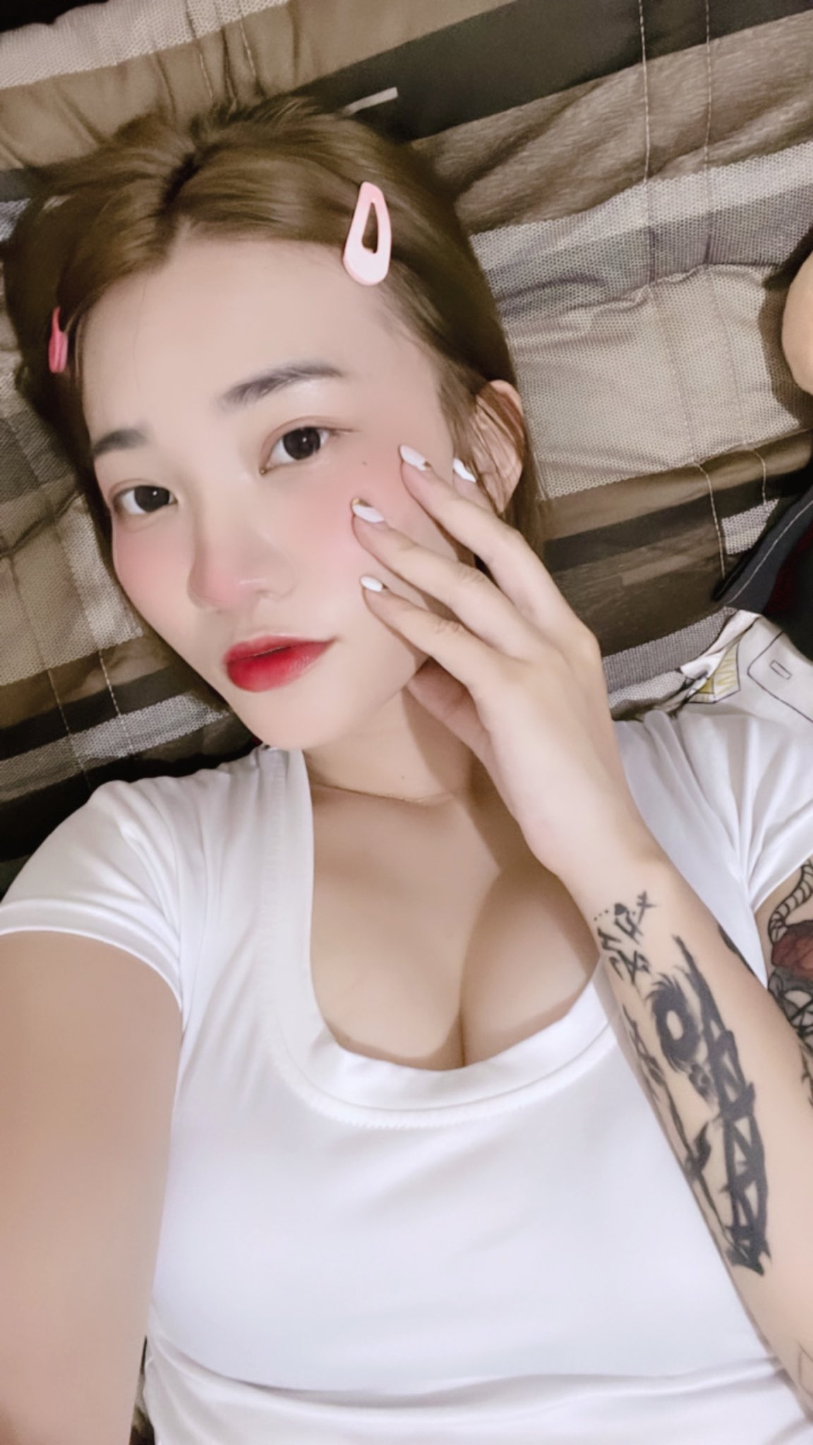 虎牙 on Twitter: "我的哀居粉絲好少🥺沒人追蹤我的嗎？ IG:huya_ziyu #拜託各位男朋友們了🥺 https://t.co/farRaDNB4T" / Twitter