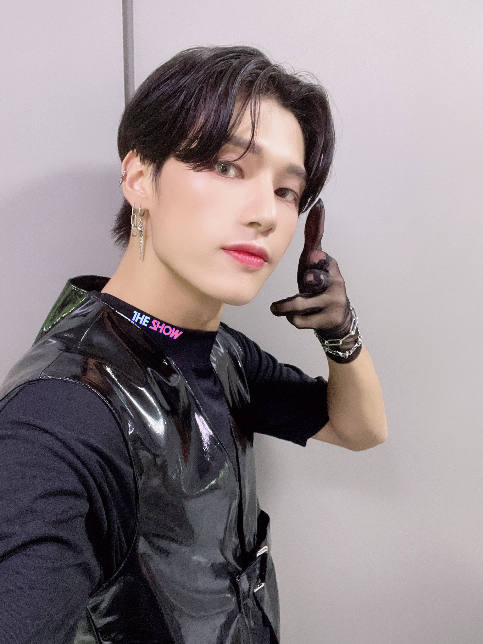 The Show On Twitter [★306회 더쇼초이스 후보②] 부장님 저 연차내겠습니다 사유 우리티즈랑 혁명 일으키러