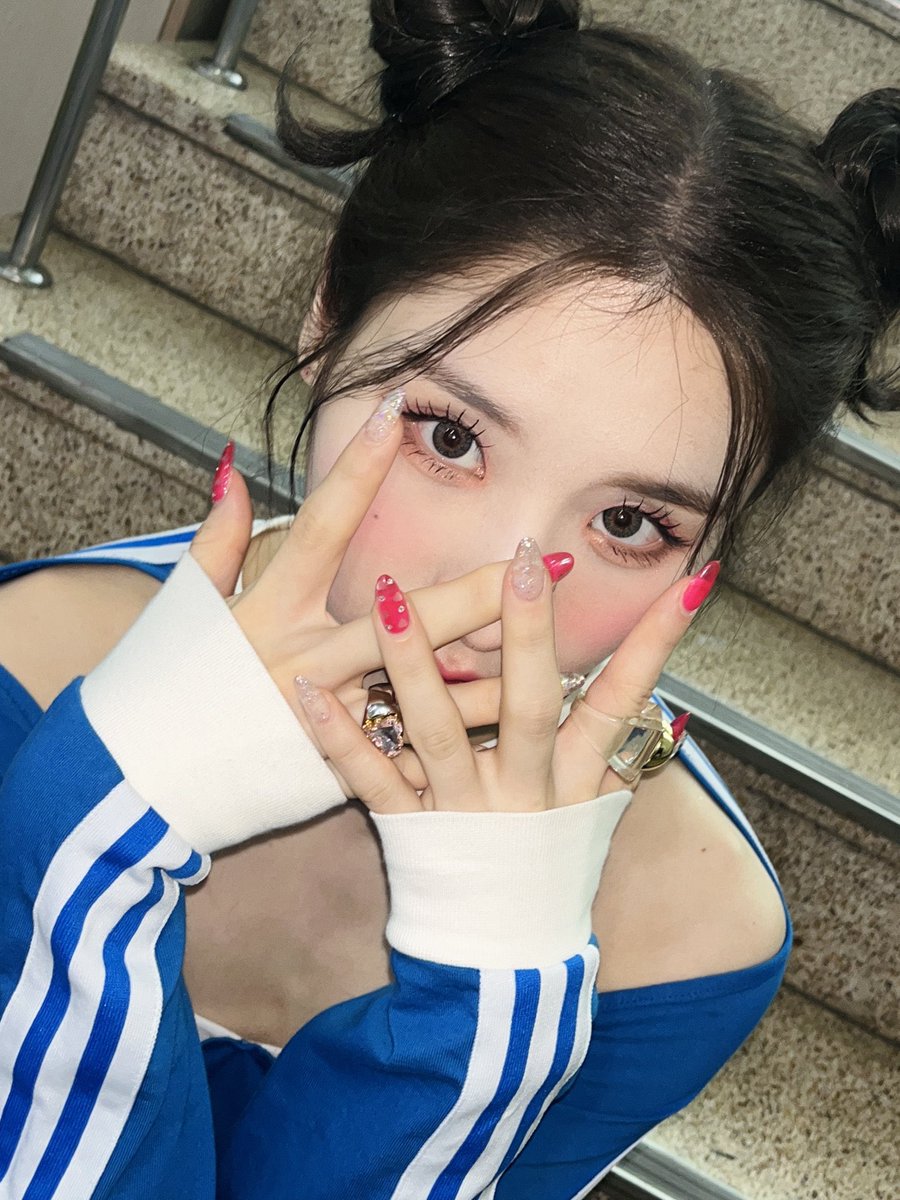 266 이달의 소녀 희진 여돌 레전드 셀카 @jcsj___