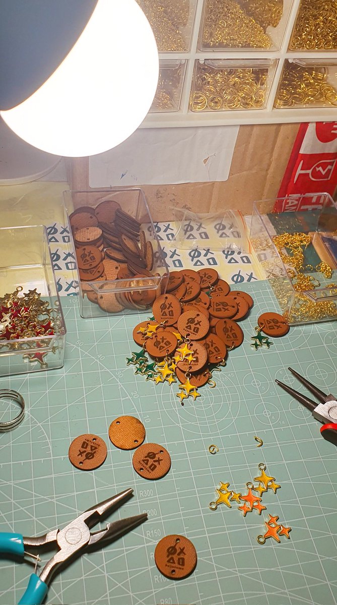 「Leo's Void 🌑 」hejoisme @CF17 B-22の漫画