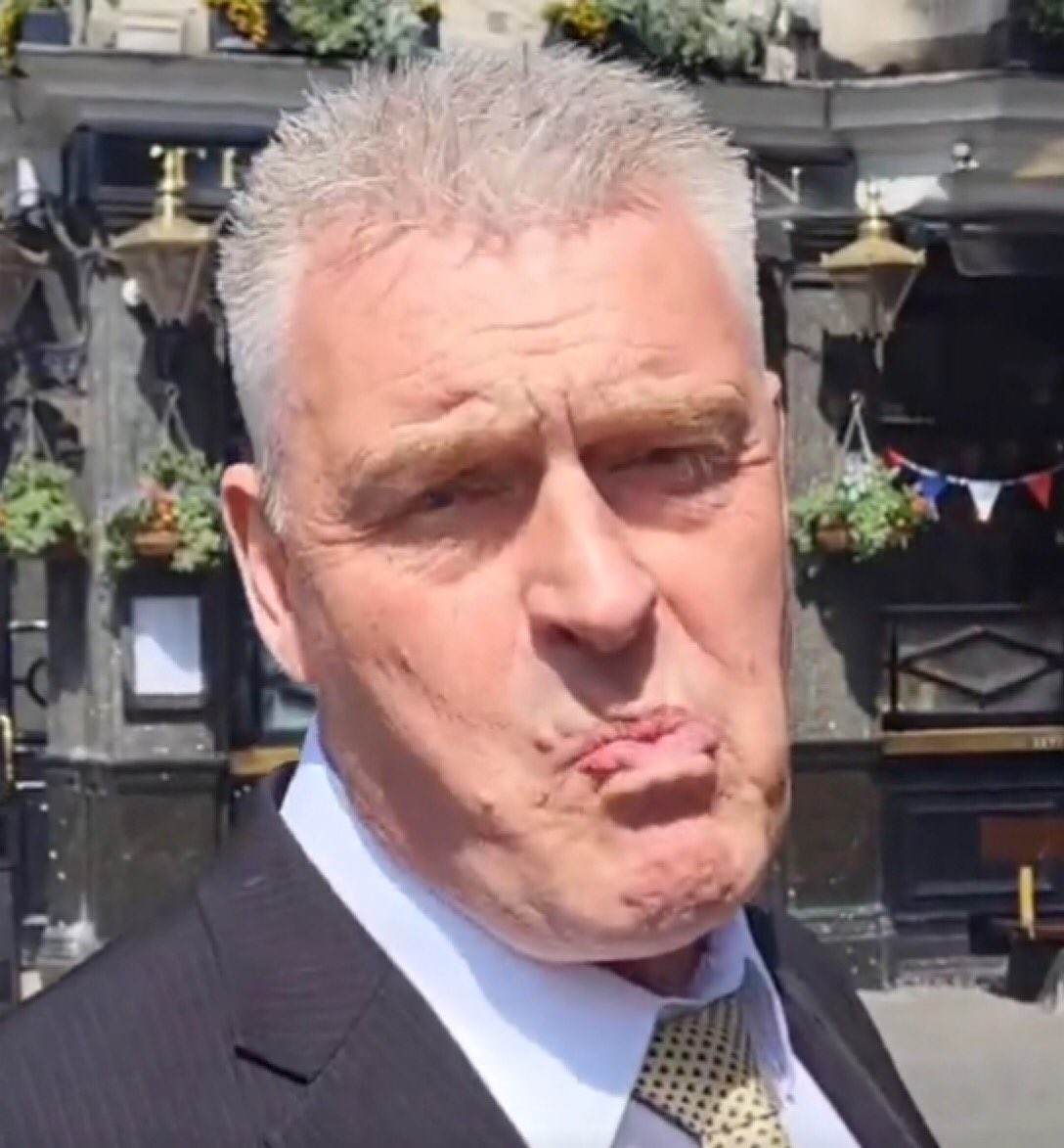 Stephen Goodfellow's Instagram, Twitter & Facebook on IDCrawl