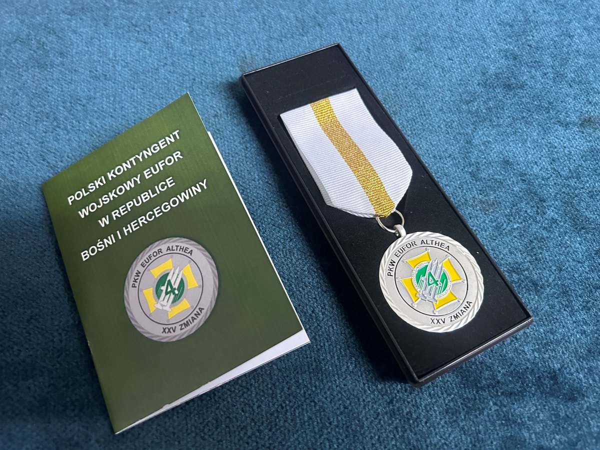 File:POL Medal Pam XXVzm PKW EUFOR Althea BAR.svg - Wikimedia Commons