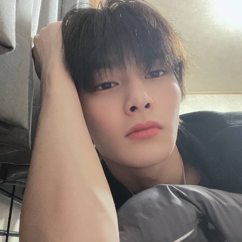 Miyoshi Alexander's Instagram, Twitter & Facebook on IDCrawl