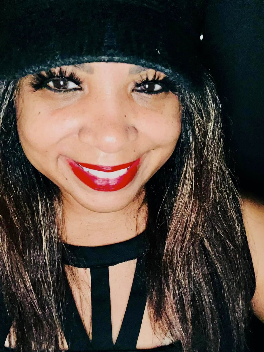 Eva Cole's Instagram, Twitter & Facebook on IDCrawl